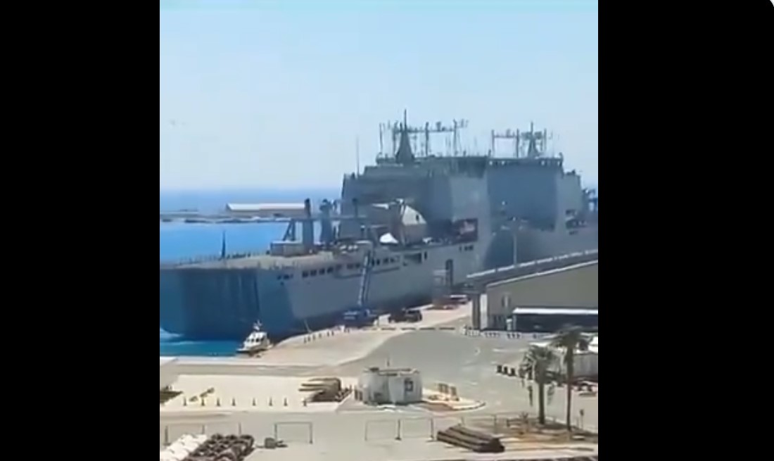 Τύμπανα πολέμου! Πλοίο με χιλιάδες ασκούς αίματος από Πειραιά σ’ Ισραήλ ...
