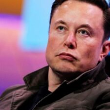 ΕΝΑ ΒΙΒΛΙΟ ΤΡΟΜΟΥ ΜΟΙΡΑΣΤΗΚΕ ΣΤΑ ΠΑΙΔΙΑ ΤΟΥ ΝΗΠΙΑΓΩΓΕΙΟΥ - ΝΙΚΟΛΑΟΣ ...